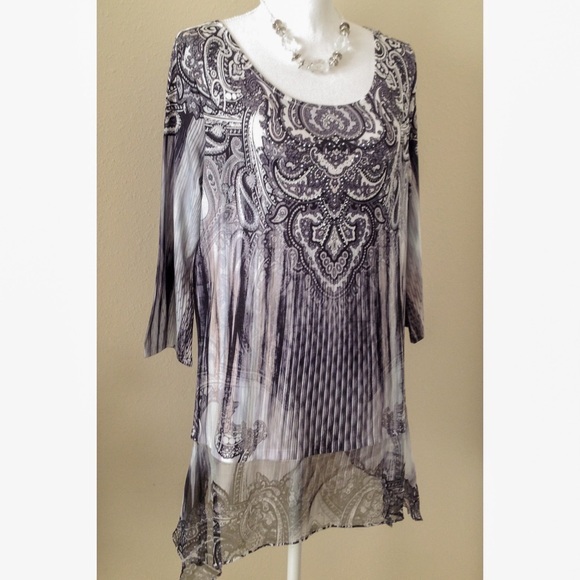 Unity World Wear | Tops | Unity World Wear Beaded Ornate Tunic ...